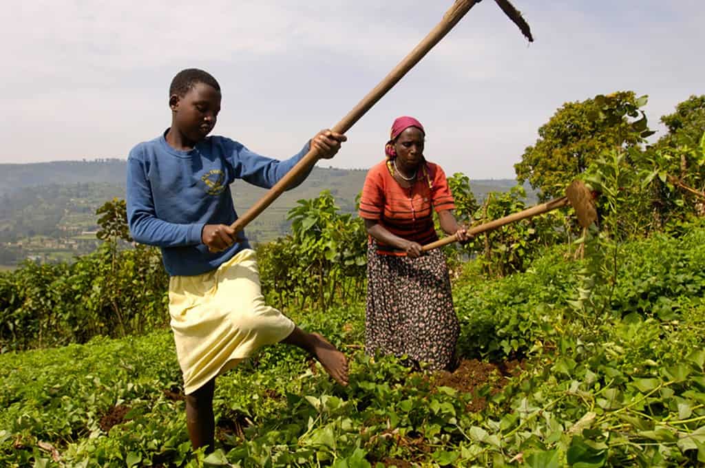 Why Help People in Poverty in Other Countries? | Compassion ...