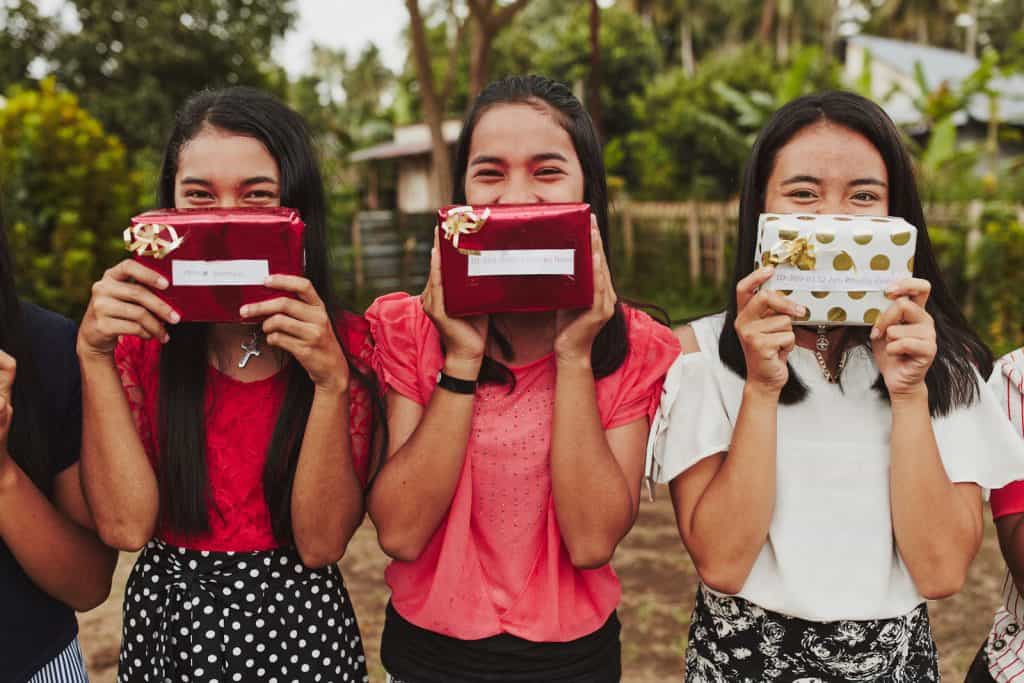 You Foster Generosity When You Give a Christmas Gift - Compassion ...