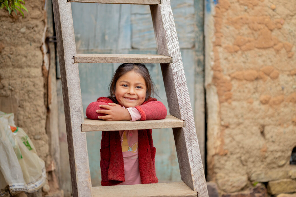 How to Tell Others About Jesus: Simple Steps and Tips - Compassion ...